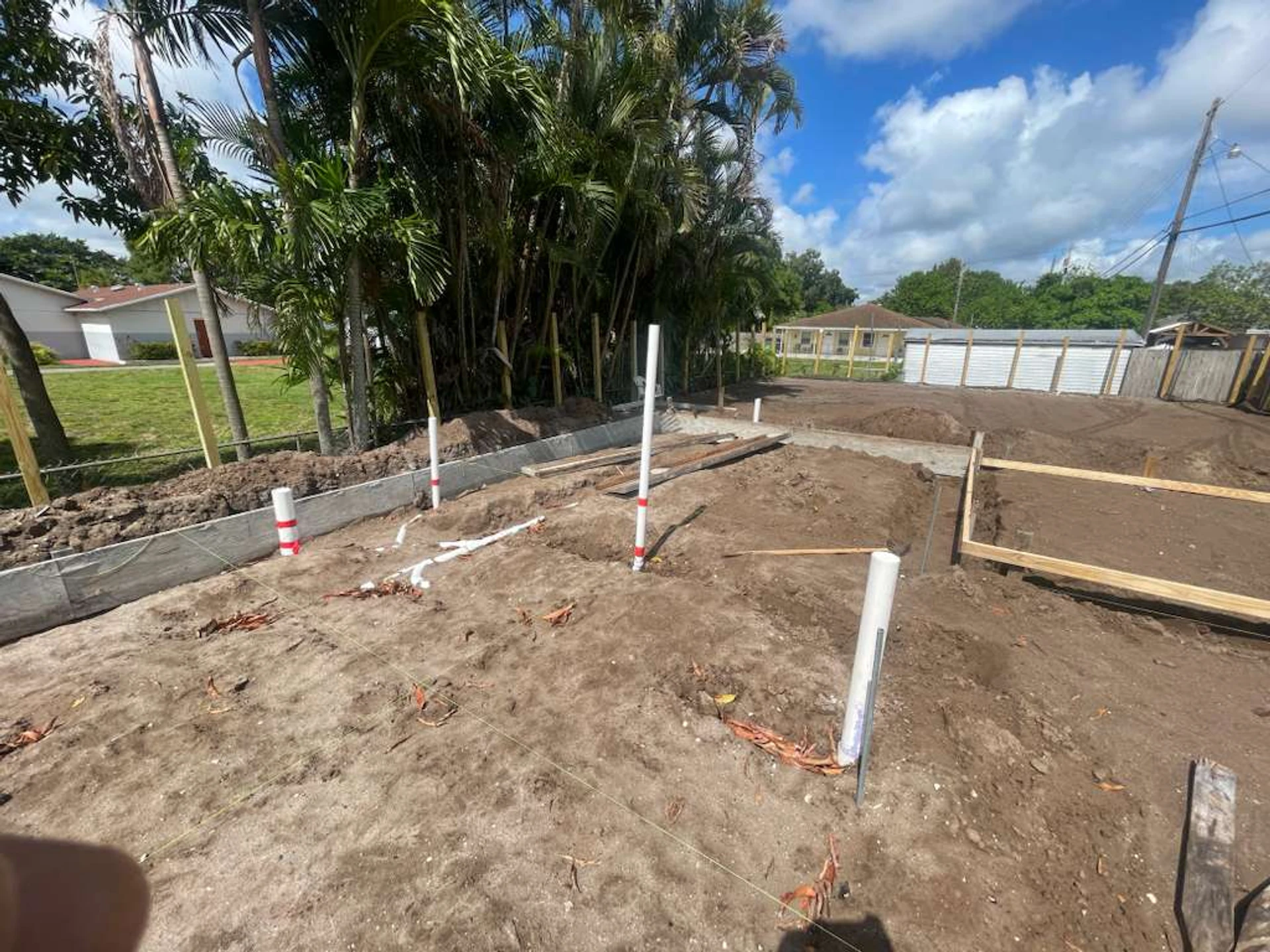 Mompie Construction | Roofing & Windows Palm Beach FL