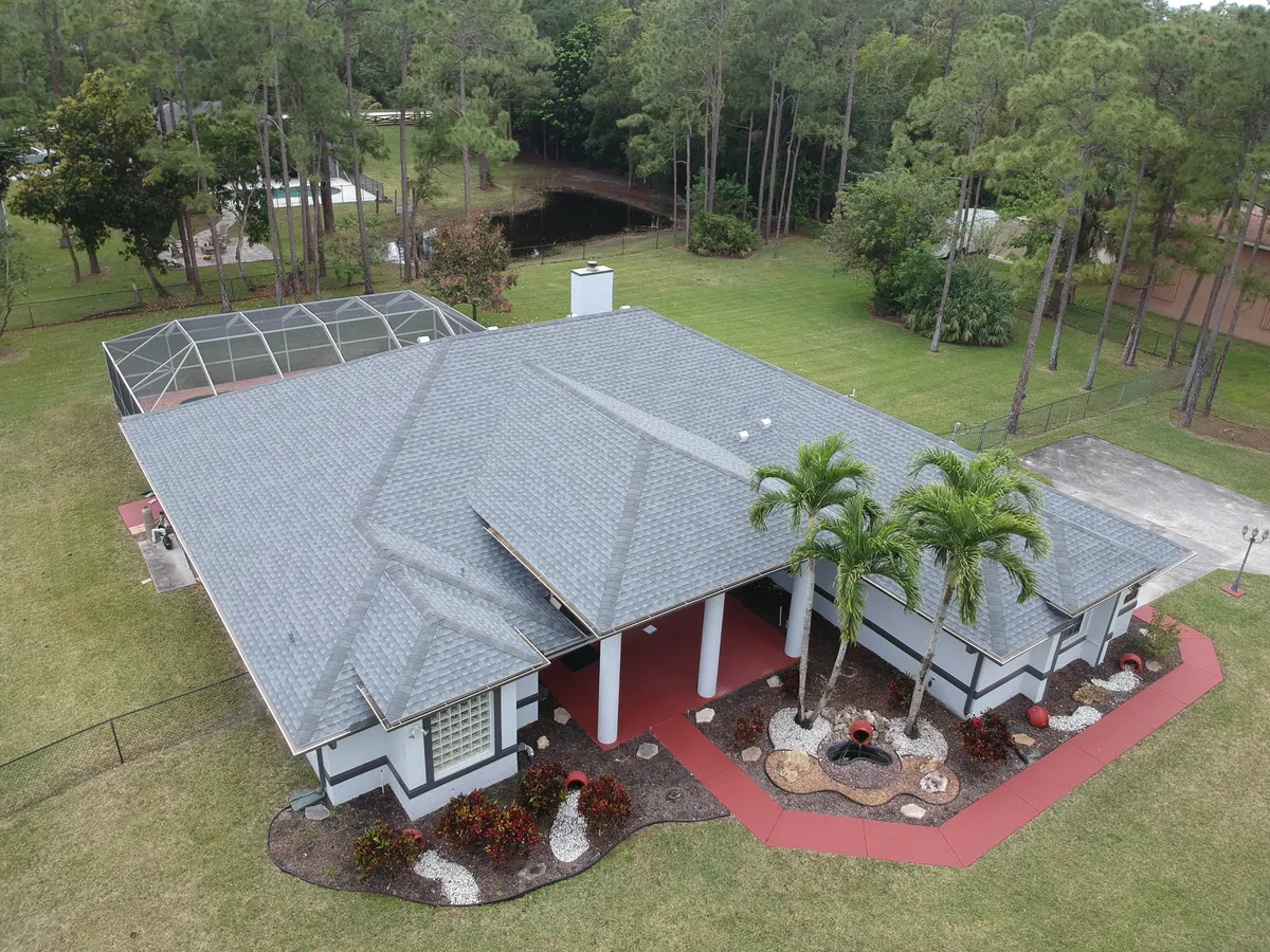 Mompie Construction | Roofing & Windows Palm Beach FL
