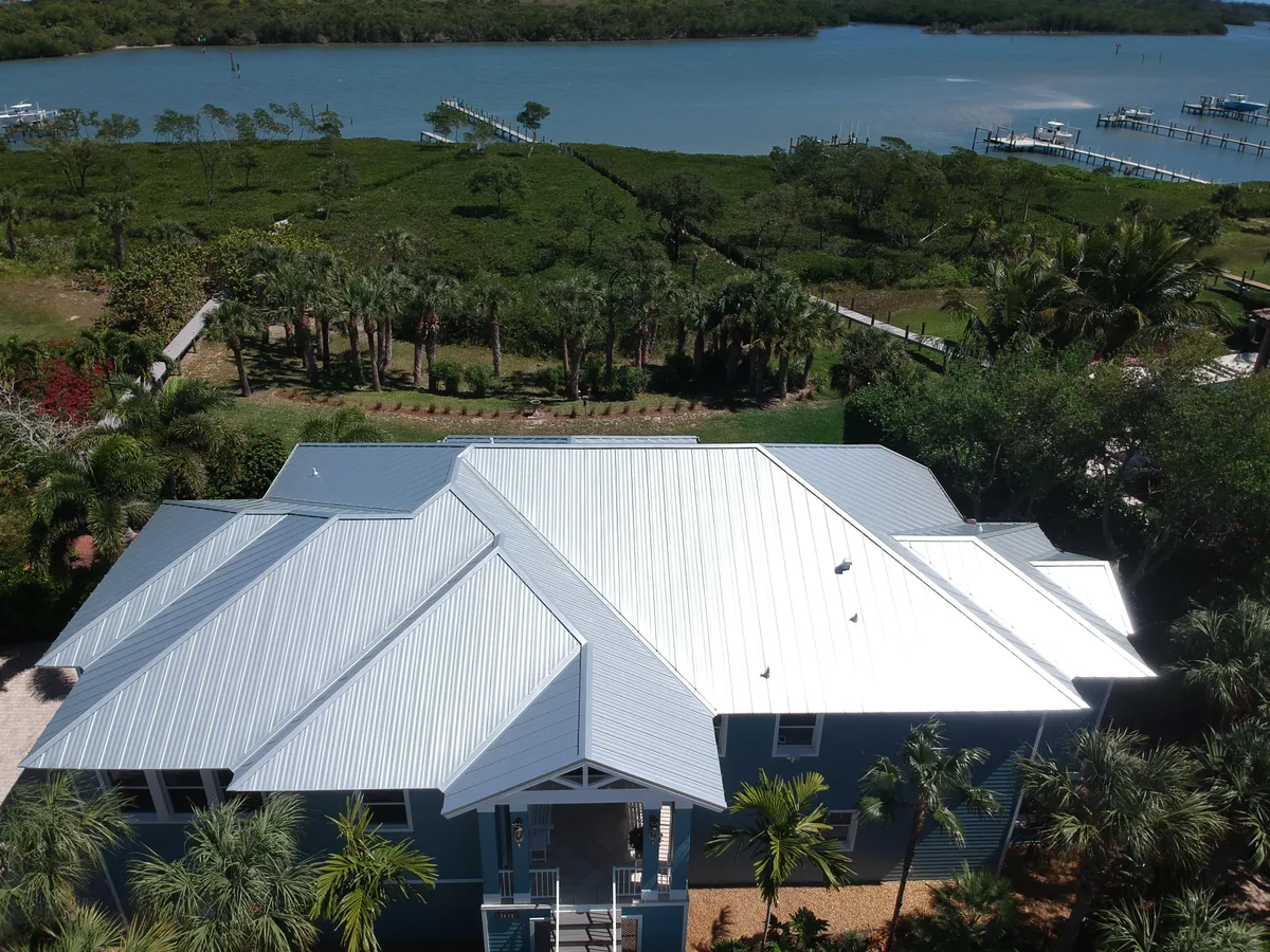 Mompie Construction | Roofing & Windows Palm Beach FL